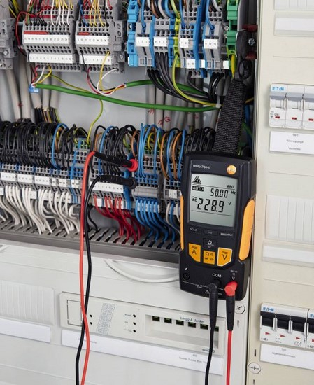 Buy Testo 0590 7601, 760-1 Digital Multimeter 600 V - Mega Depot